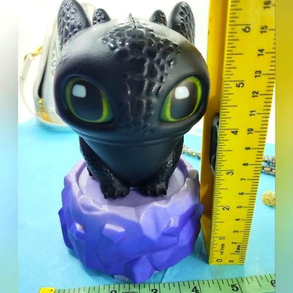 Dreamworks | Toys | Dreamworks Dragons Flying Toothless Interactive ...